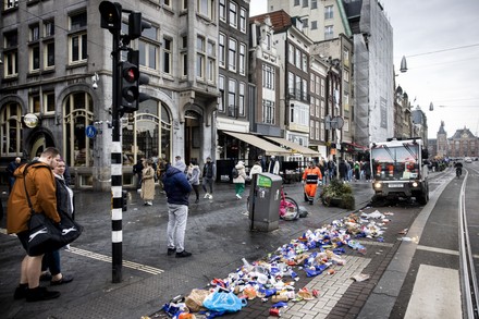 Amsterdam Garbage Collectors Cleaning Center Amsterdam Editorial Stock ...