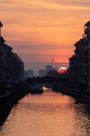 5 Fun facts about sunset milan Stock Pictures, Editorial Images and ...