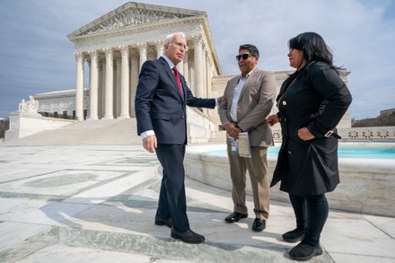 Attorney Eric Schnapper L Shakes Hands Editorial Stock Photo - Stock ...