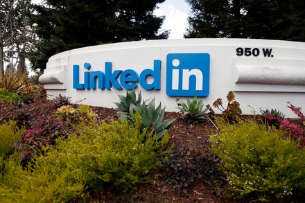 Linkedin Logo On Corporate Campus Sunnyvale Editorial Stock Photo ...