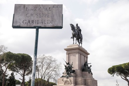 Rome Italy Restored Giuseppe Garibaldi Monument Editorial Stock Photo ...