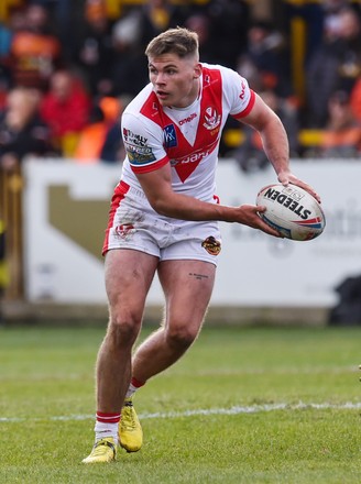 St Helens Jake Wingfield Tackled By Editorial Stock Photo - Stock Image ...