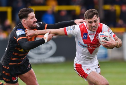 Castleford Tigers Gareth Widdop Tackles St Editorial Stock Photo ...