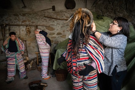 __COUNT__ Traditional Entrudo (Carnival) in Navalosa, Spain - 19 Feb ...