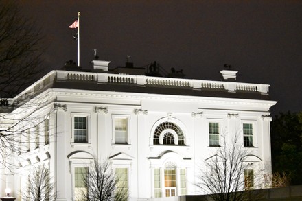 Snipers Seen On Roof White House Editorial Stock Photo - Stock Image ...