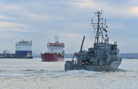 International Nato Warship Flotilla Minesweepers Norway Editorial Stock ...