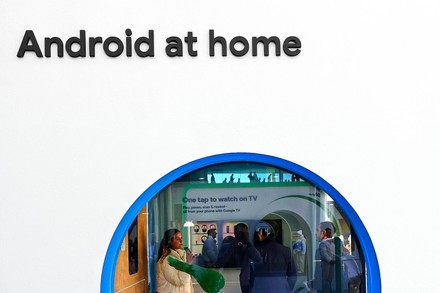 View Inside Android Home Display Room Editorial Stock Photo - Stock ...