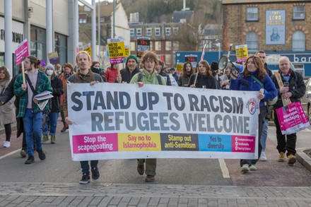 refugee protests dover Stock Photos (Exclusive) | Shutterstock