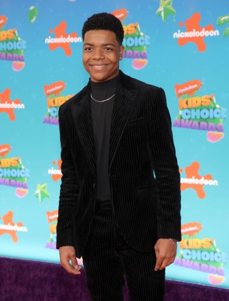Elijah Cooper Attends 37th Annual Nickelodeon Editorial Stock Photo ...