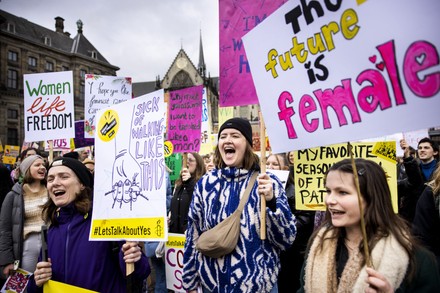 20,000 Feminist march Stock Pictures, Editorial Images and Stock Photos ...