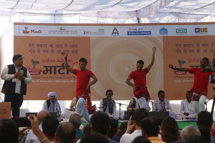 Artists Performing During Maati Mahotsav Purvanchal Editorial Stock ...