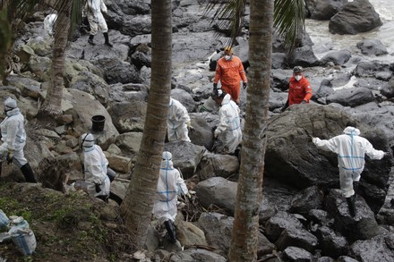 Filipino Fishermen Coastguard Personnel Wearing Protective Editorial ...