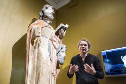 French Performance Artist Abraham Poincheval Responds Editorial Stock ...