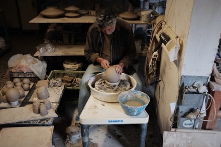 Ceramist Using Clay Make Dish Pottery Editorial Stock Photo - Stock ...