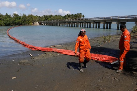 Philippine Coast Guard Pcg Personnel Set Editorial Stock Photo - Stock ...