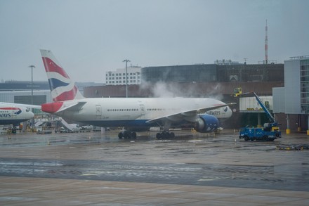 British Airways Passenger Aircraft Sprayed Deicing Editorial Stock ...