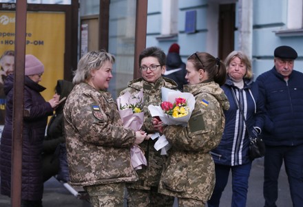 Ukrainian Female Soldiers Seen Flowers State Editorial Stock Photo ...