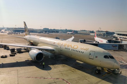Etihad Airways Boeing 7879 Seen Abu Editorial Stock Photo - Stock Image ...