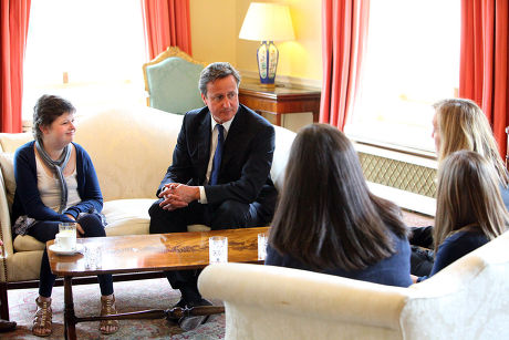 imágenes de Cancer patient Alice Pyne meets Prime Minister David ...