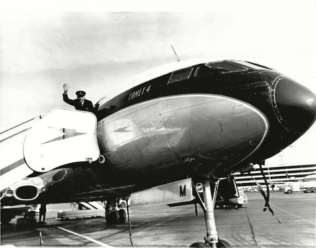De Havilland Comet Iv Aircraft Last Editorial Stock Photo - Stock Image ...