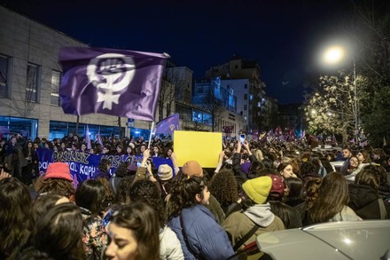 Protesters Chanting Slogans During Demonstration Demonstrators ...