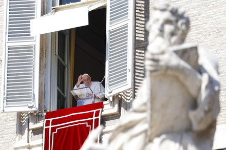 Pope Francis Waves Window His Office Editorial Stock Photo - Stock ...
