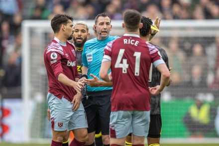 Chris Kavanagh Referee Just Awarded Yellow Editorial Stock Photo ...