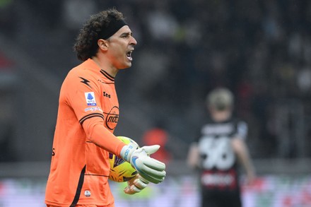 Guillermo Ochoa Us Salernitana Yells During Editorial Stock Photo ...