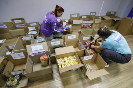 Volunteers Sort Humanitarian Aid Into Boxes Editorial Stock Photo ...