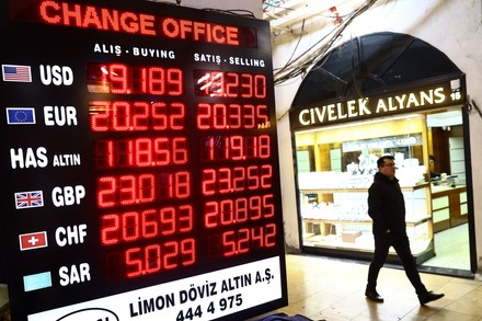 750 Istanbul currency exchange Stock Pictures, Editorial Images and ...