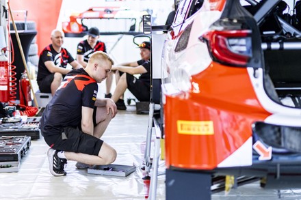 Mecaniciens Mechanics During Rally Guanajuato Mexico Editorial Stock ...