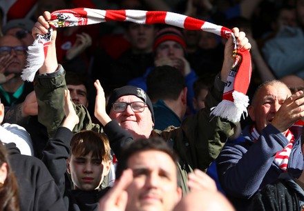 Barnsley Fans Celebrate Editorial Stock Photo - Stock Image | Shutterstock