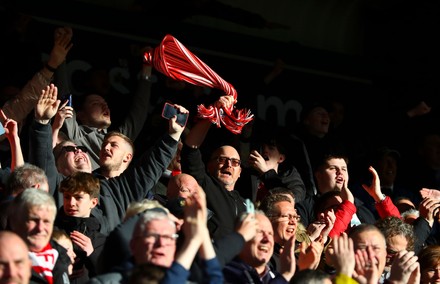 Barnsley Fans Celebrate Editorial Stock Photo - Stock Image | Shutterstock
