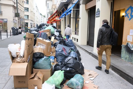 Garbage Collectors On Strike Garbage Workers Editorial Stock Photo ...