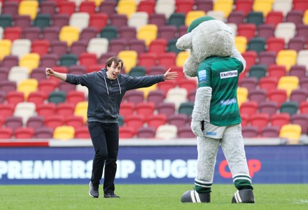 London Irish Fans Meet Digger During Editorial Stock Photo - Stock ...