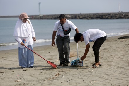 Indonesia Ferry Operator Employees Pick Trash Editorial Stock Photo ...