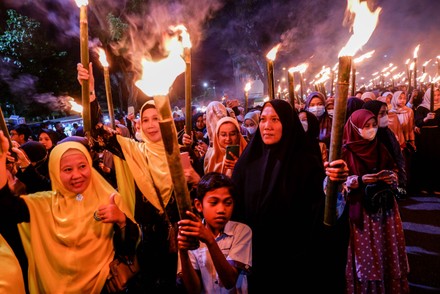 Indonesian Muslims Take Part Torch Parade Editorial Stock Photo - Stock ...