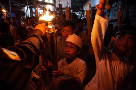 500 Torch parade Stock Pictures, Editorial Images and Stock Photos ...