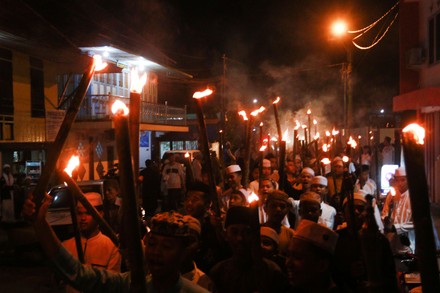 500 Torch parade Stock Pictures, Editorial Images and Stock Photos ...