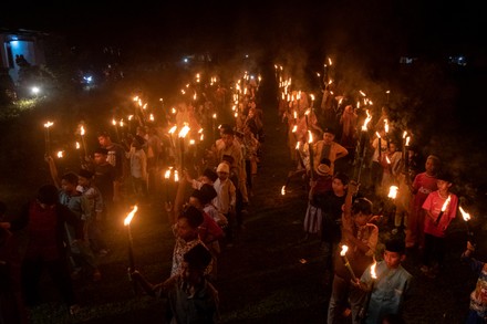 500 Torch parade Stock Pictures, Editorial Images and Stock Photos ...