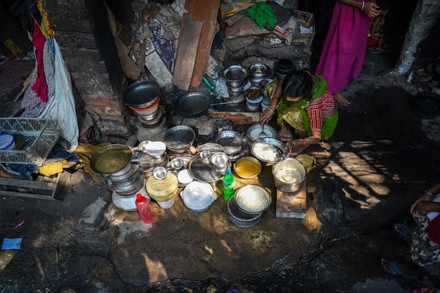 Woman Serving Food Slum Area Kolkata Editorial Stock Photo - Stock ...
