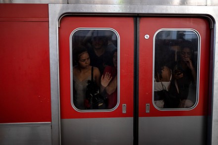 People Inside Crowded Train Bras Station Editorial Stock Photo - Stock ...