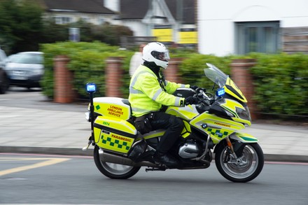 Paramedic Riding Motorcycle Ambulance Responding 999 Editorial Stock ...