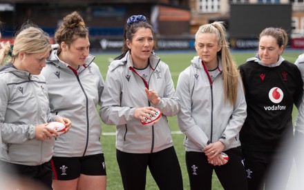 Georgia Evans Speaks Team During Captains Editorial Stock Photo - Stock ...