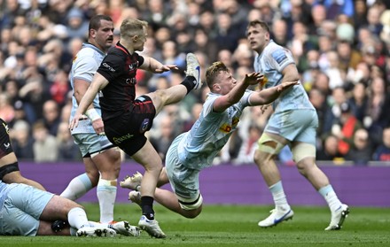 Luke Pierce Referee Points During Showdown Editorial Stock Photo ...