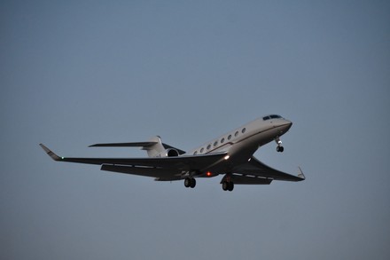 Steven Spielbergs Private Jet Lands Wednesday Editorial Stock Photo ...