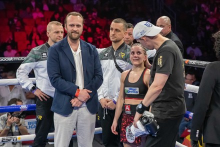 __COUNT__ imágenes de Boxing: World Cup title unification match ...