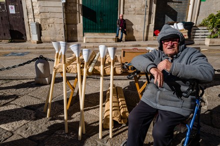 Candle Seller Outside Cathedral Santa Maria Editorial Stock Photo ...