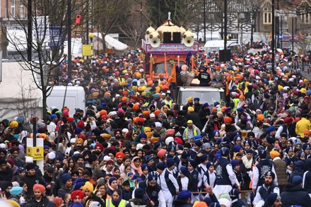 Thousands People Celebrate Holy Sikh Festival Editorial Stock Photo ...