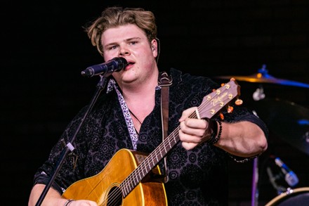 American Idol Contestant Alberta Brayden King Editorial Stock Photo ...